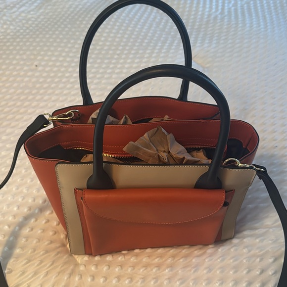divina firenzi | Bags | Divina Firenze Genuine Leather Bag Nwot | Poshmark